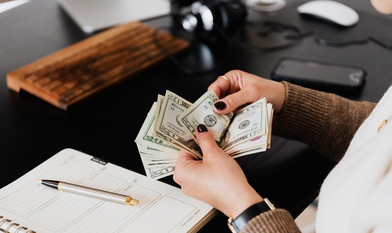 OCBC - Payroll Bank: Pengertian, Cara Kerja, dan Keuntungannya