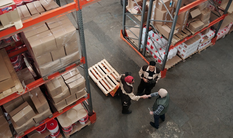 OCBC - Distributor: Pengertian, Jenis, Fungsi, Contoh, dan Tugasnya