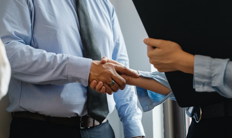 OCBC - Merger Perusahaan: Definisi, Manfaat, Jenis, dan Risikonya